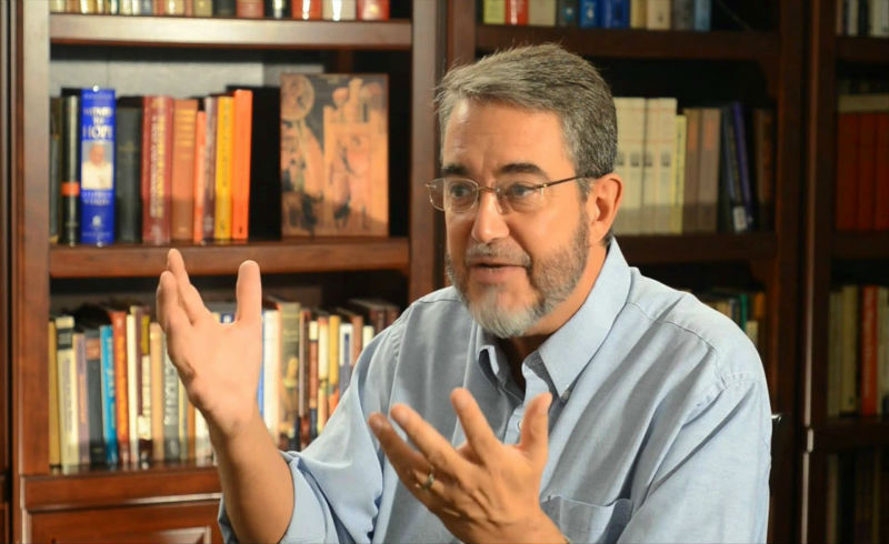 A incrível resposta do teólogo Scott Hahn sobre o Purgatório na Bíblia